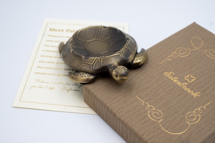 Patience Tortoise Pen Holder – Kenro Industries